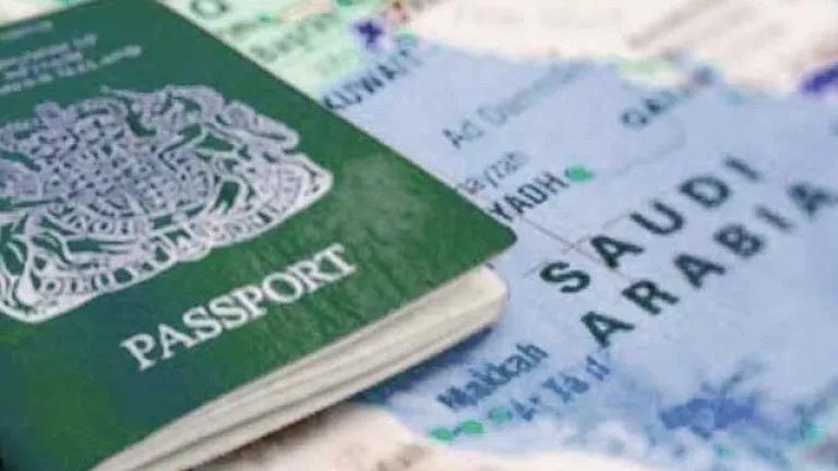 Arab Saudi Percepat Proses Visa Umrah Hanya 24 Jam